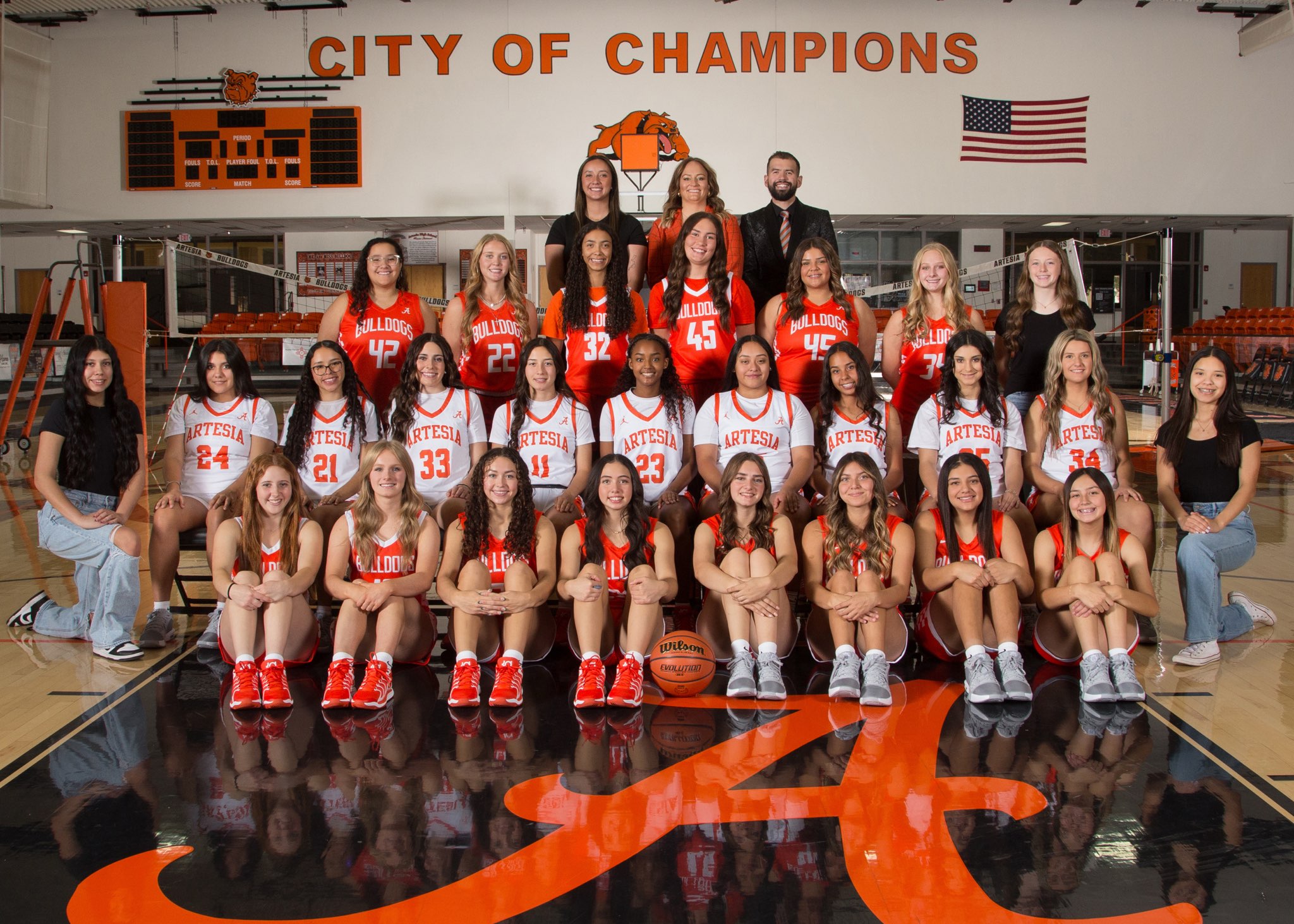 Artesia girls start season with new coach - Artesia Daily Press