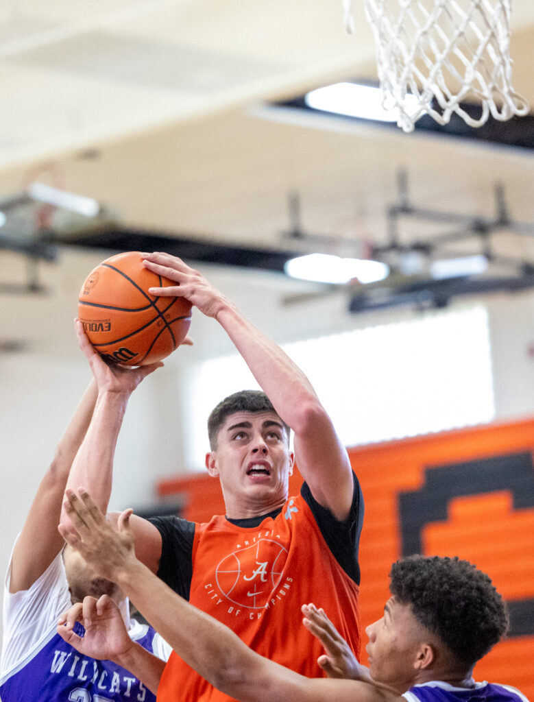 Artesia boys’ basketball starts Bulldog team camp with victory over El ...