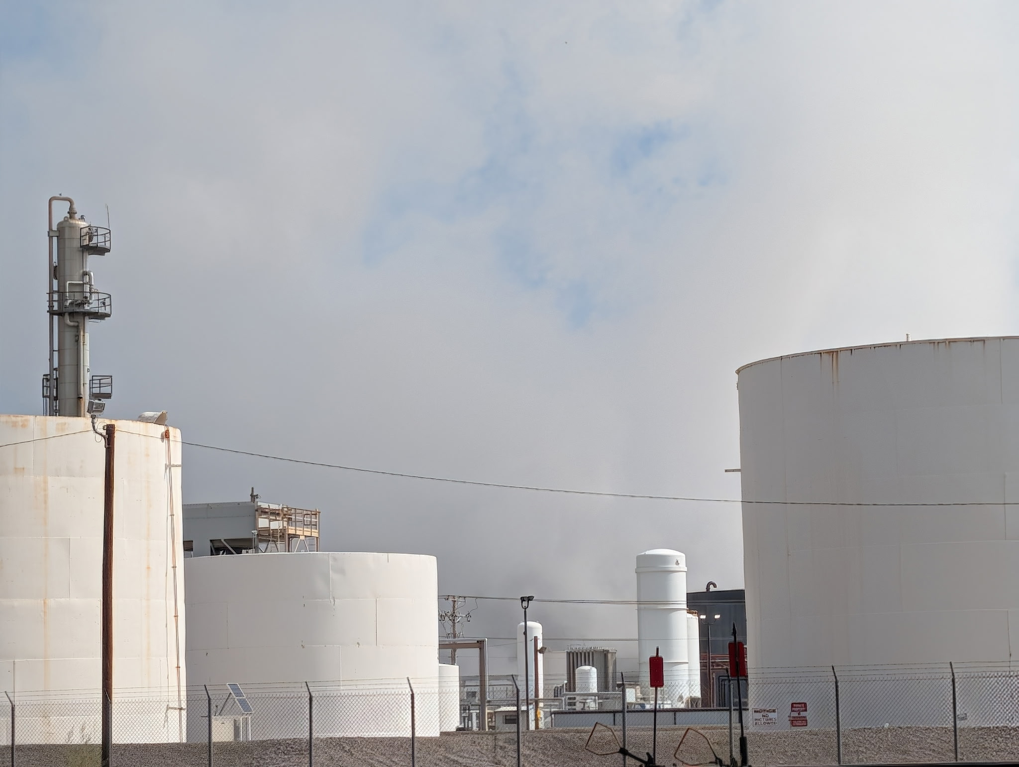 Explosion at refinery in Artesia injures 3 - Artesia Daily Press